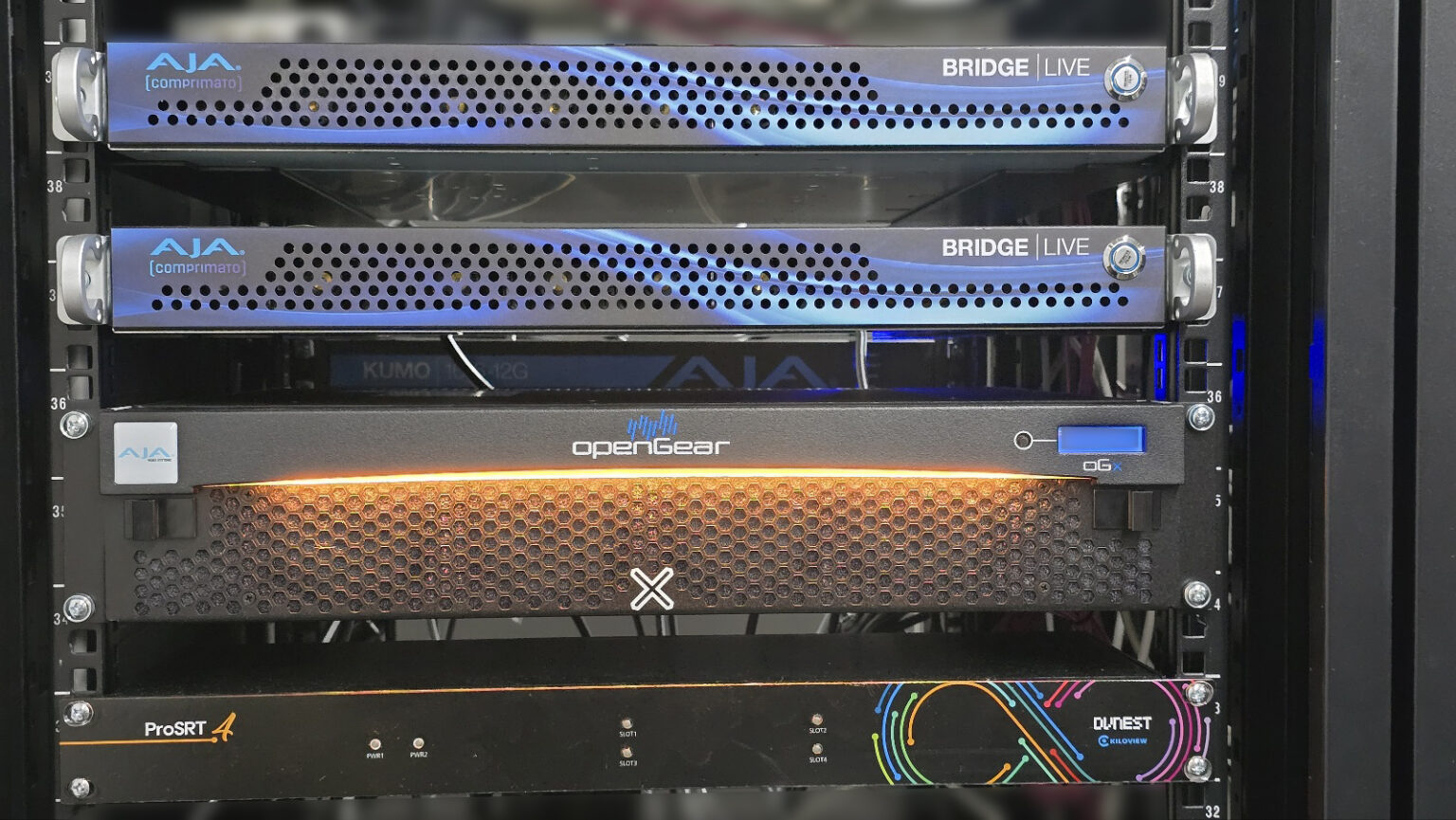 VLAST(블래스트), NDI와 SRT 시스템으로 PLAVE ‘Hello, Asterum! ENCORE’ 콘서트 진행 – DVNEST