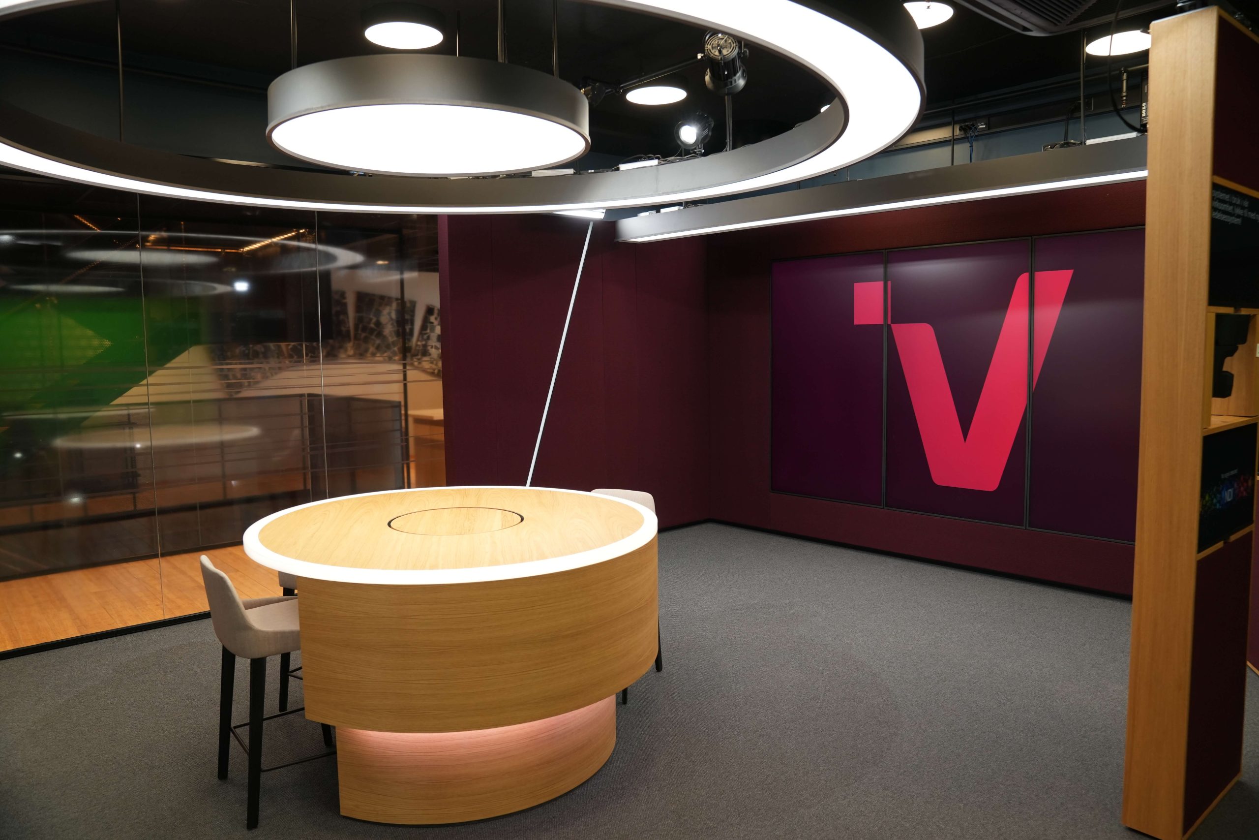 Vizrt를 통해 기업 영상 제작의 우수성을 강화 – DVNEST