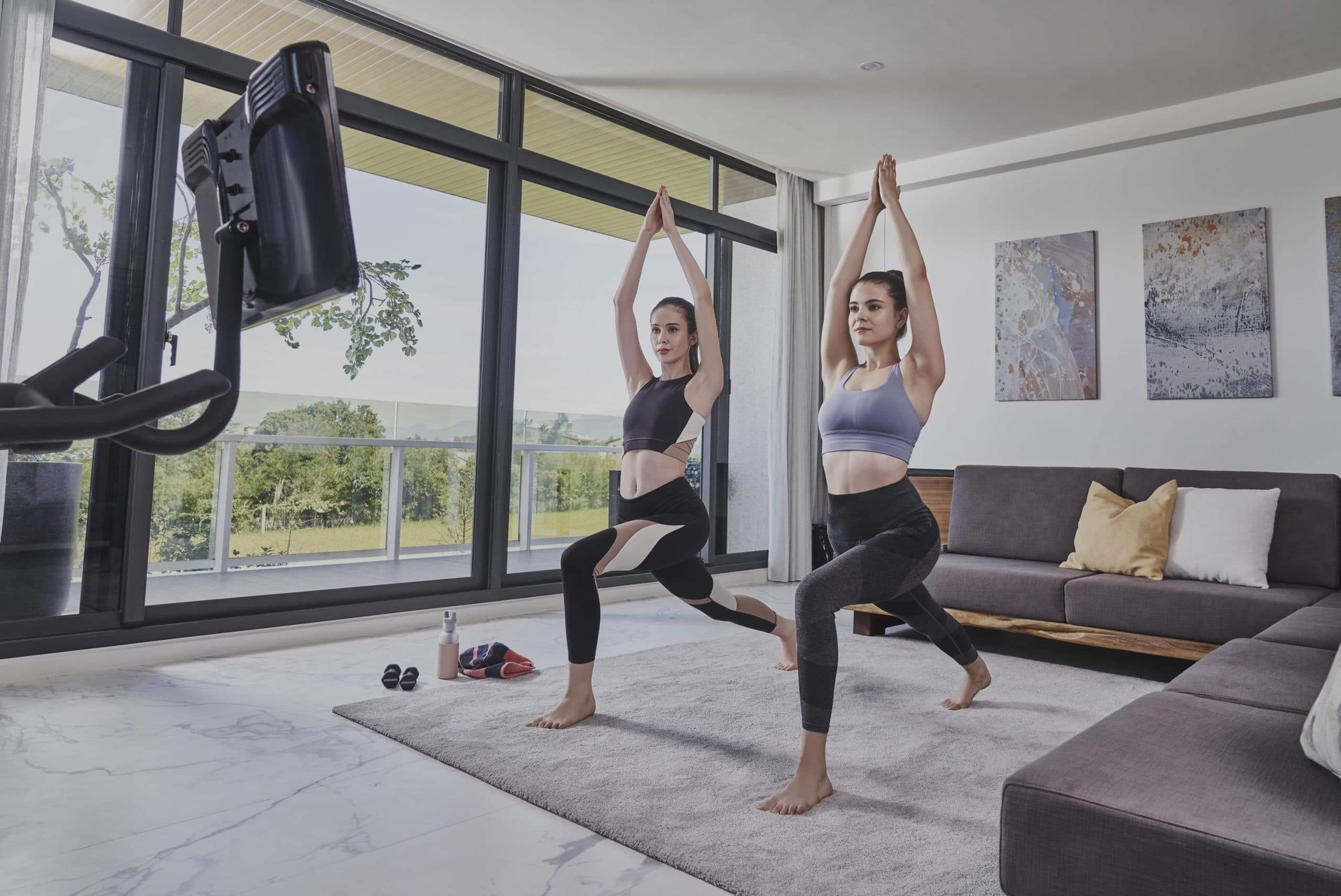 TriCaster®와 NDI®를 사용하여 피트니스 콘텐츠를 제작 – DVNEST